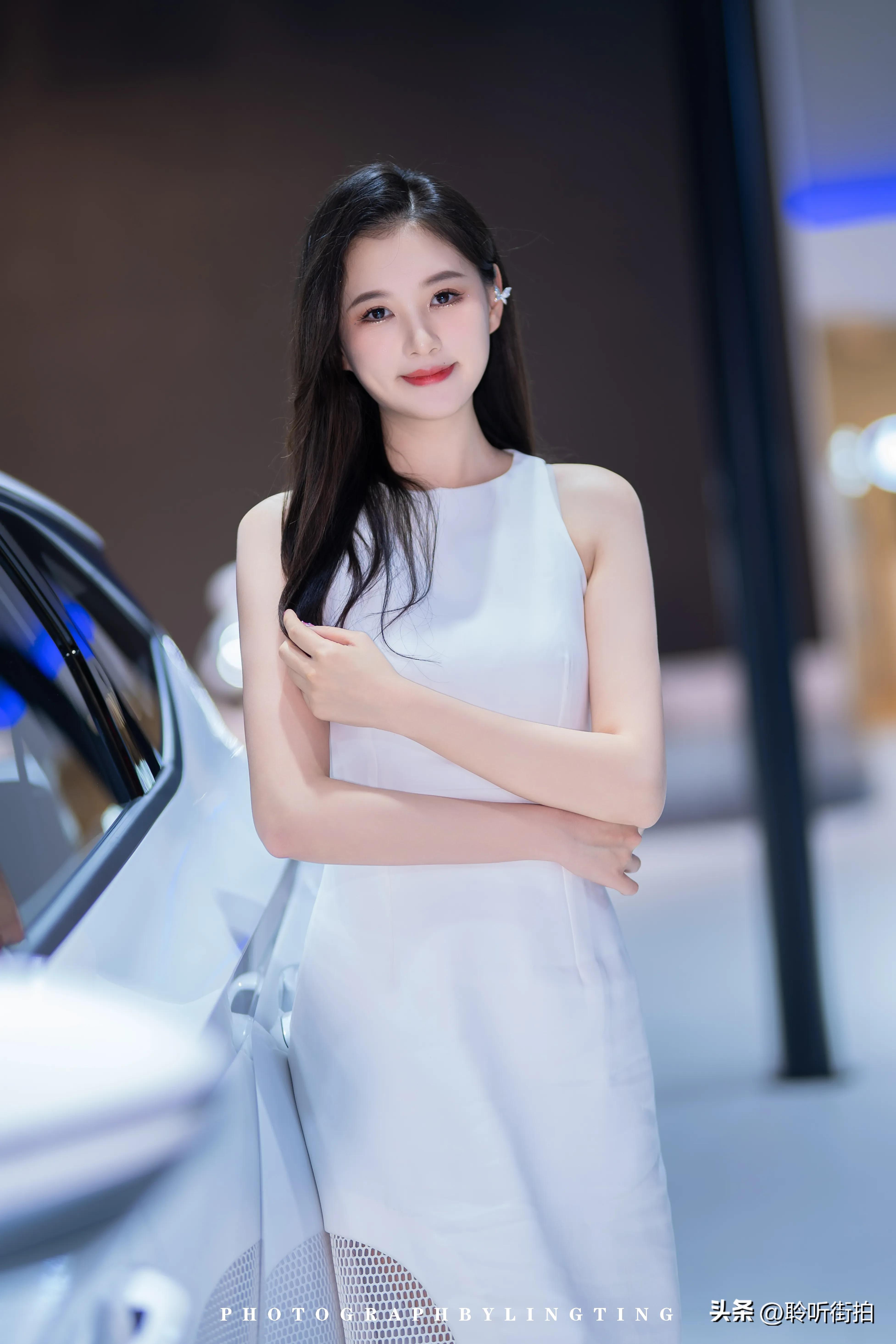 Auto show car model: Ru Jia - iNEWS