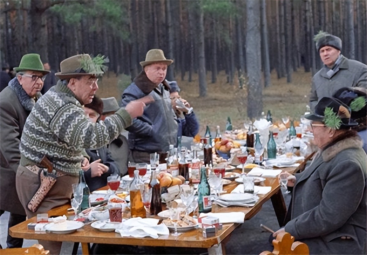 What was eaten at the previous state banquets of the Soviet Union and ...