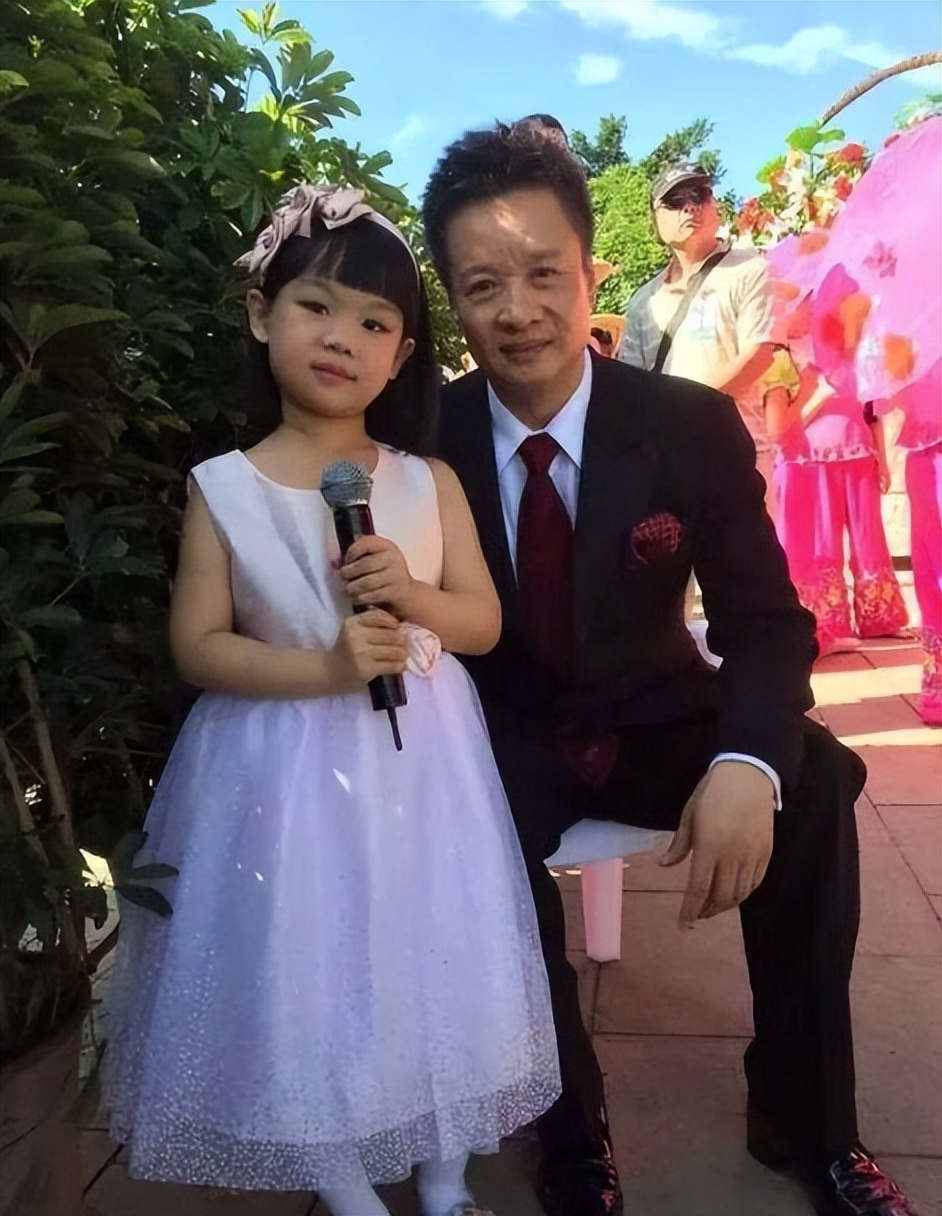 Yan Weiwen: Accompanying his wife with cancer for 35 years, his son-in ...