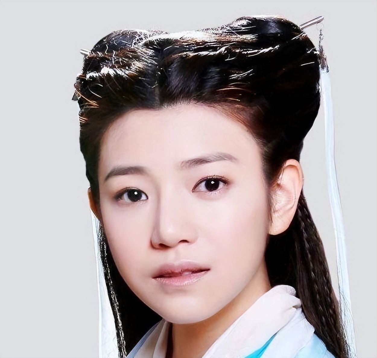 Ying Er sent a message to thank her good friend, Michelle Chen invited ...