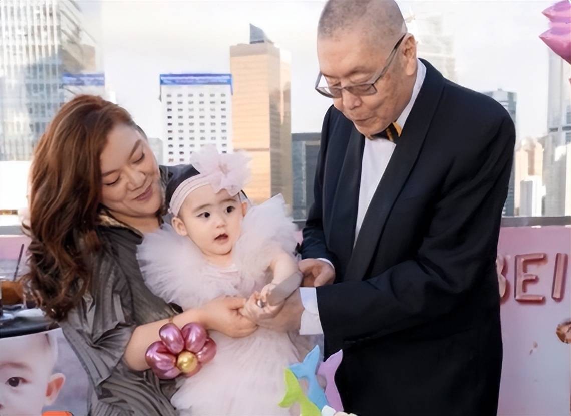 84-year-old Liu Shikun performed abroad while sick! Suspected of ...