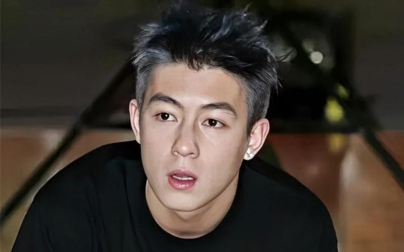 Edison Chen dances at the bar, the 42-year-old vicissitudes show ...