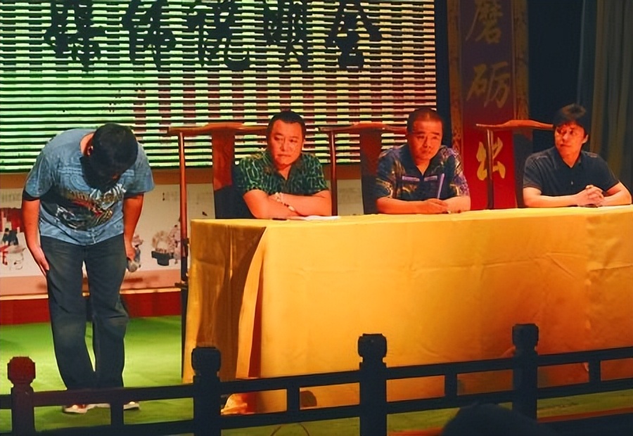 Lao Guo, who hit the head with a gun, encountered a black August, and ...