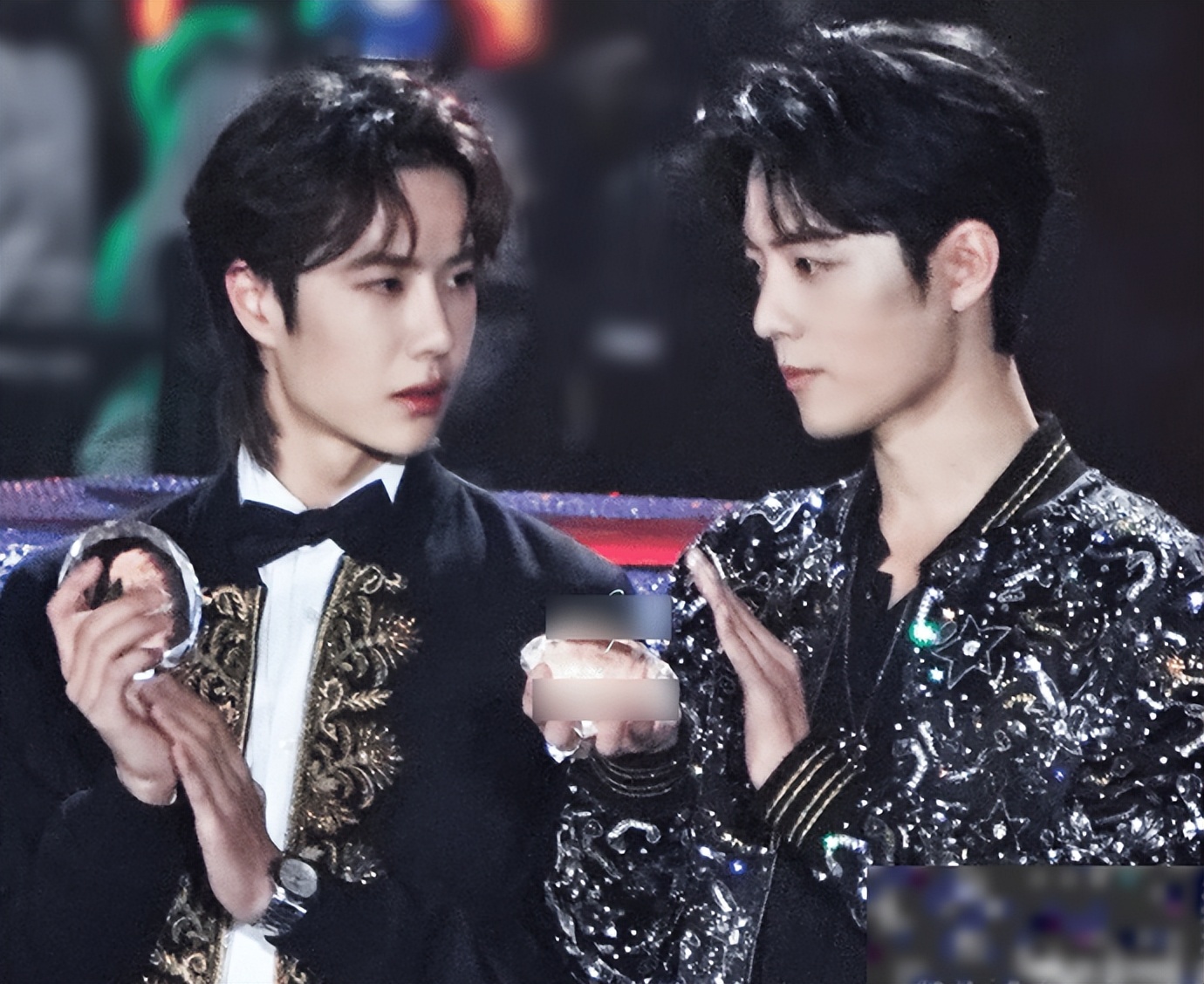 Going shopping with Yang Mi and falling in love with Qin Lan, Wei Daxun may not have thought ...