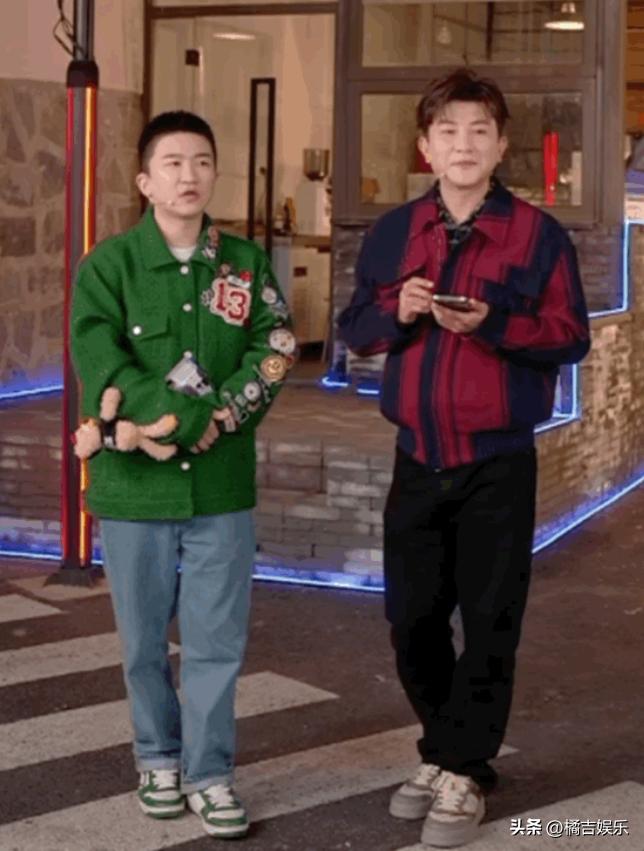 Zhang Da is really helping netizens to ask for to sign, and they always ...