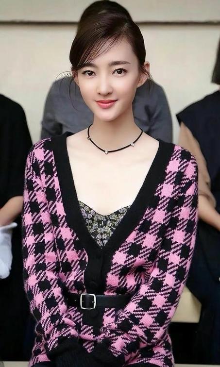 Goddess Wang Likun: Lost her 8-year-old love and played "luminous ...