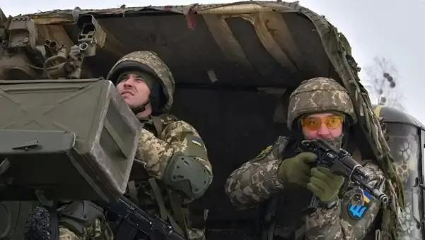 Russian Defense Minister: Ukrainian cluster munitions caused 26,000 ...