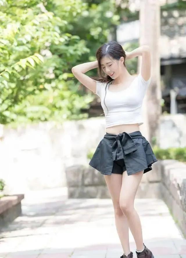 陳郁晴長相甜美高冷的御姐范，膚白貌美的她，妥妥的一位氣質女神 - 資訊咖