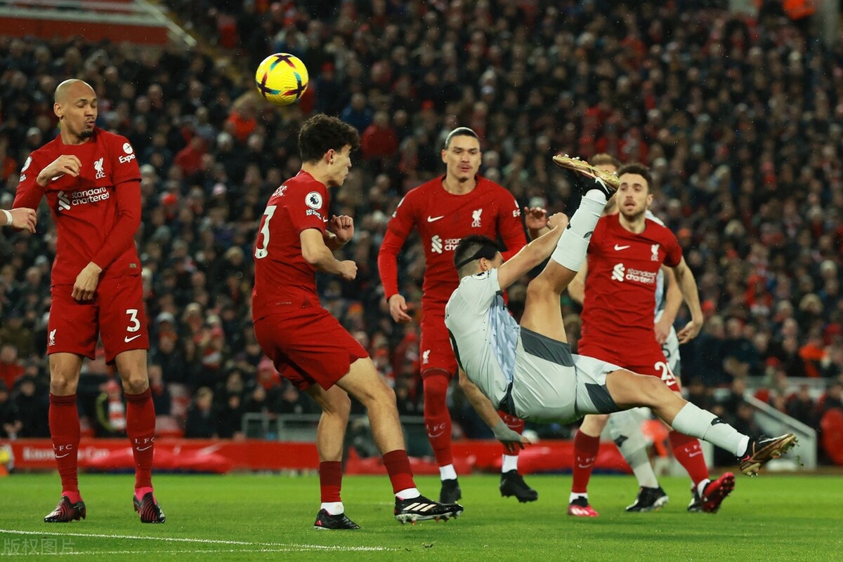 Stimulation, 2-0 Liverpool succeeded in revenge, overturned stumbling ...