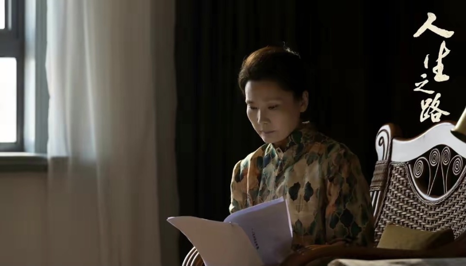 At the age of 60, she can still act as Shanghai's "Ji Jing", and the ...