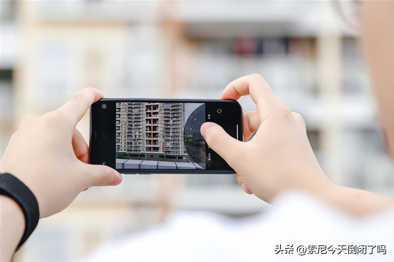 Absolute child!iOS15.6 God optimization, iPhone11Pro extreme power ...