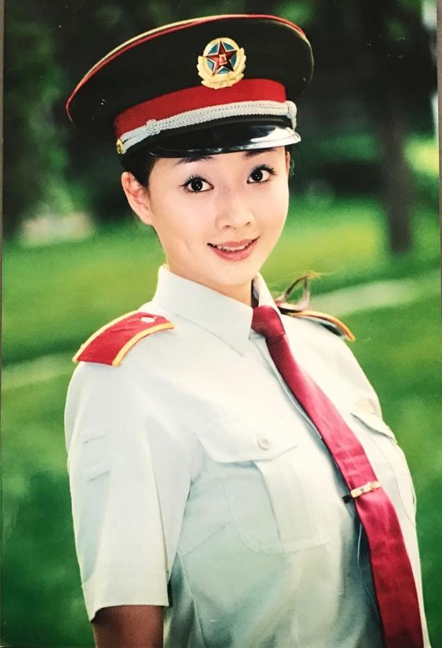 Yin Tao's military uniform is the most beautiful - iNEWS