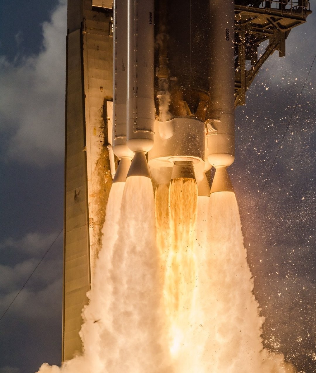 Roscosmos: Stop supplying rocket engines to the United States!Chief ...