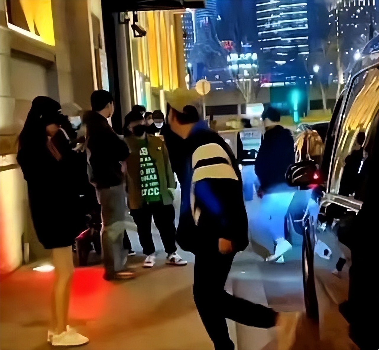 Follow-up to Wang Sicong's beating incident!Netizens exposed suspected scene pictures, gang ...