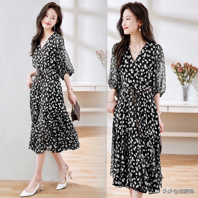 These printed lady dresses are soft and light, elegant and fashionable ...
