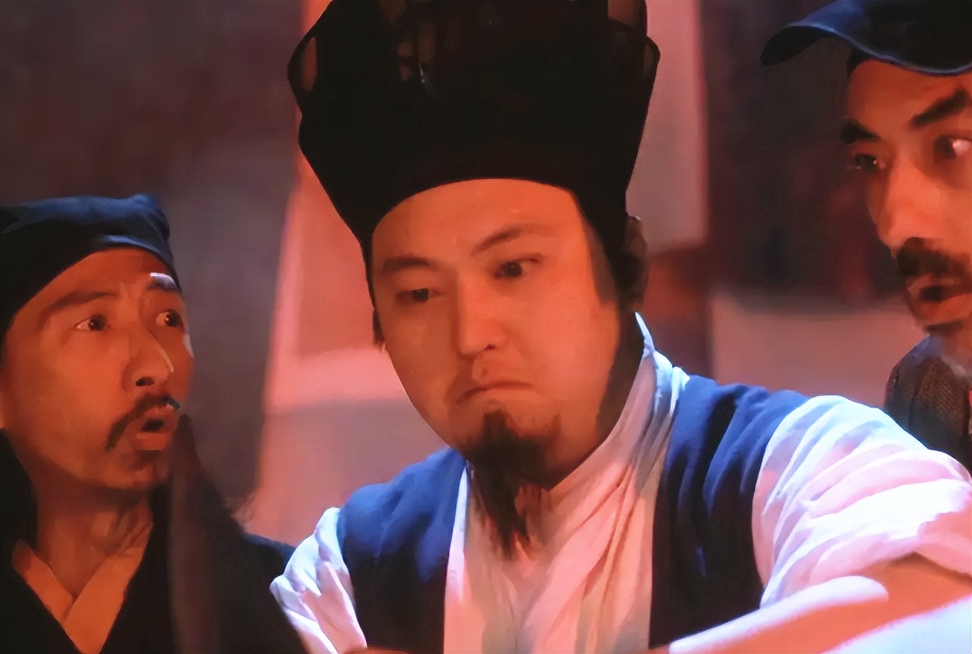 Gu Dezhaoqing's 57th birthday, lost 45 pounds and changed greatly. He ...