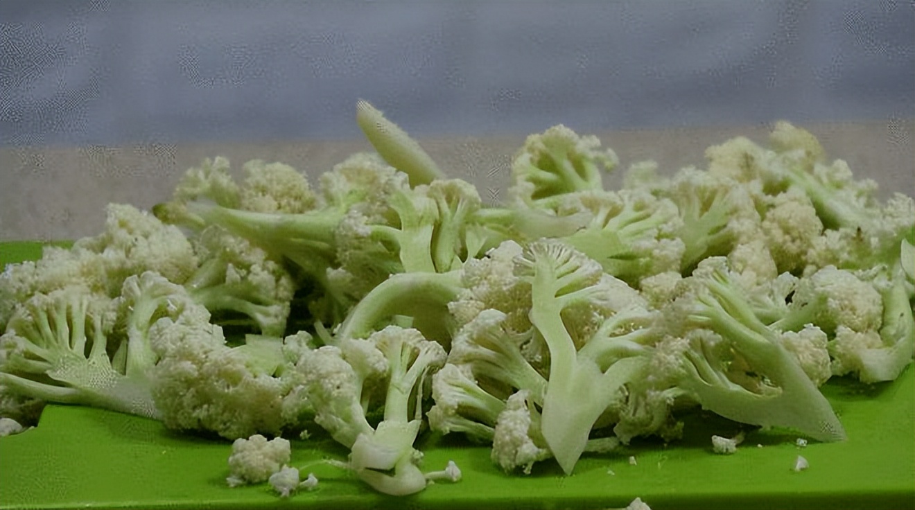 Can you tell the difference between these 3 kinds of cauliflower ...
