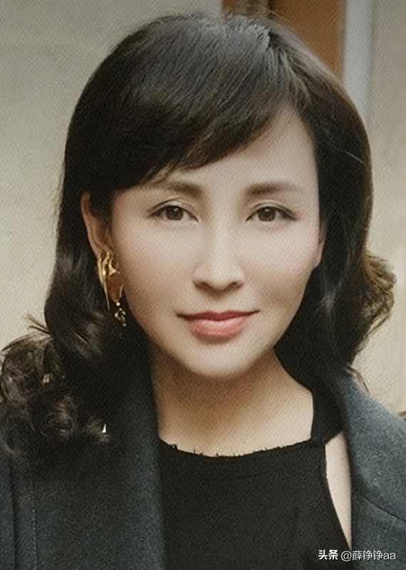 "Unable to have children" to accompany her children, 48-year-old Yue ...