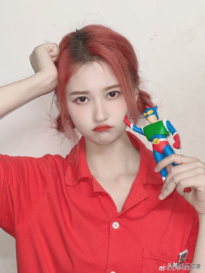 SNH48-Lv Yimei girl's charming photos are so beautiful - iMedia