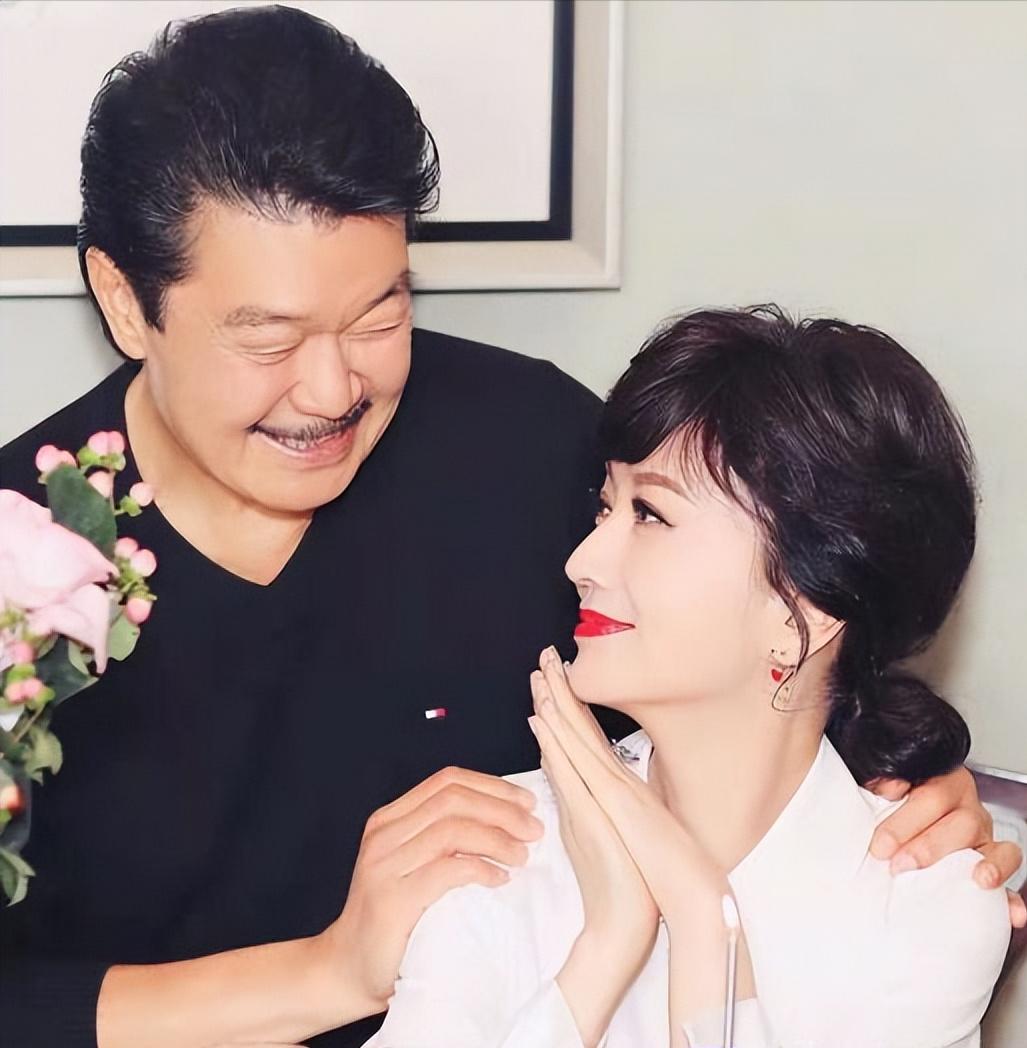 Zhao Yazhi's 3 sons make her proud!One is more handsome than the other ...