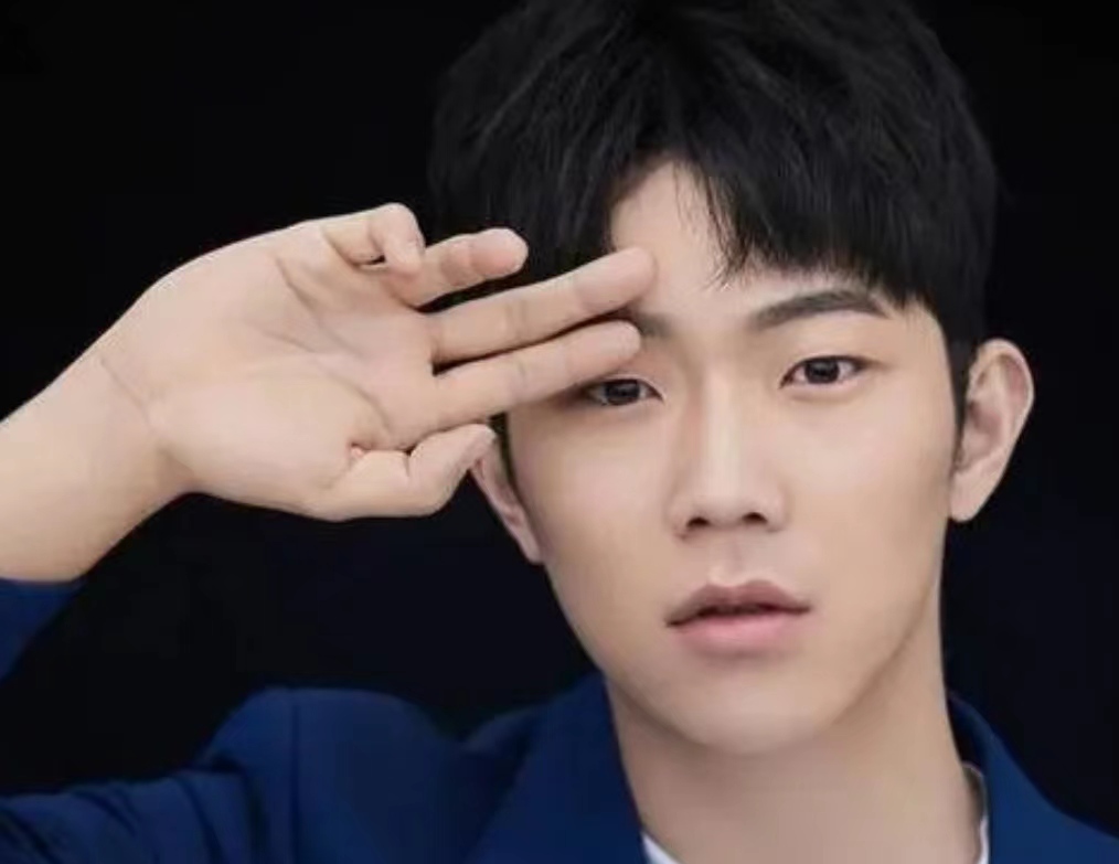 "Thirteen Years in the Dust": Two foreshadowings restore a real melon ...