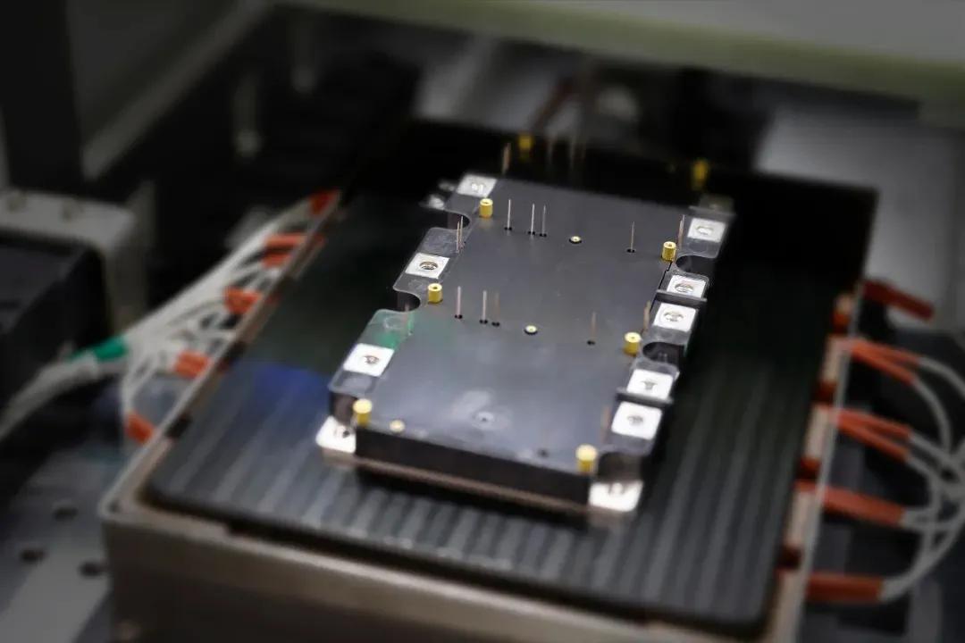 SiC silicon carbide, the automotive power chip that determines whether ...