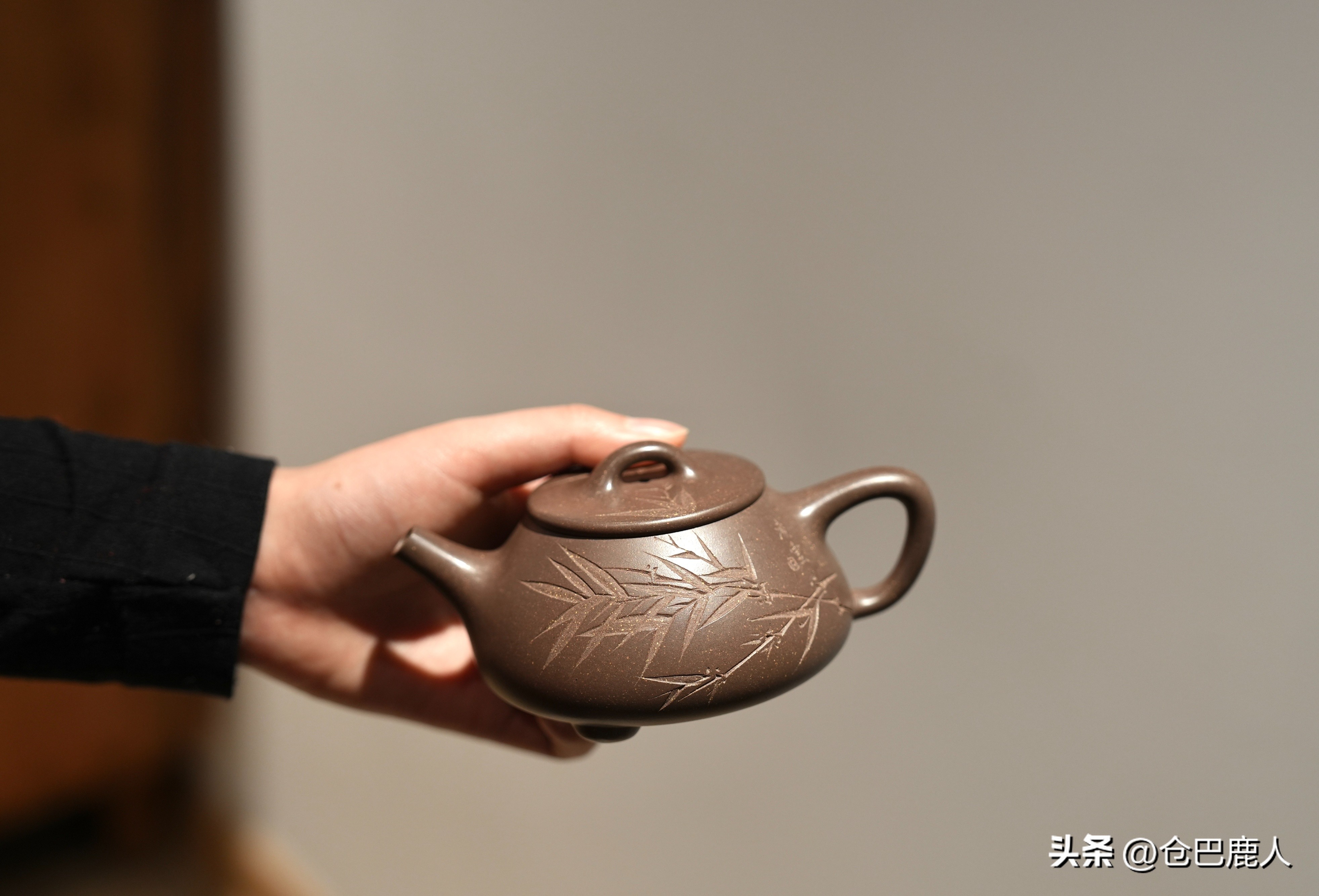 Flat-covered stone ladle [Bamboo shadow light rain · Floating life ...