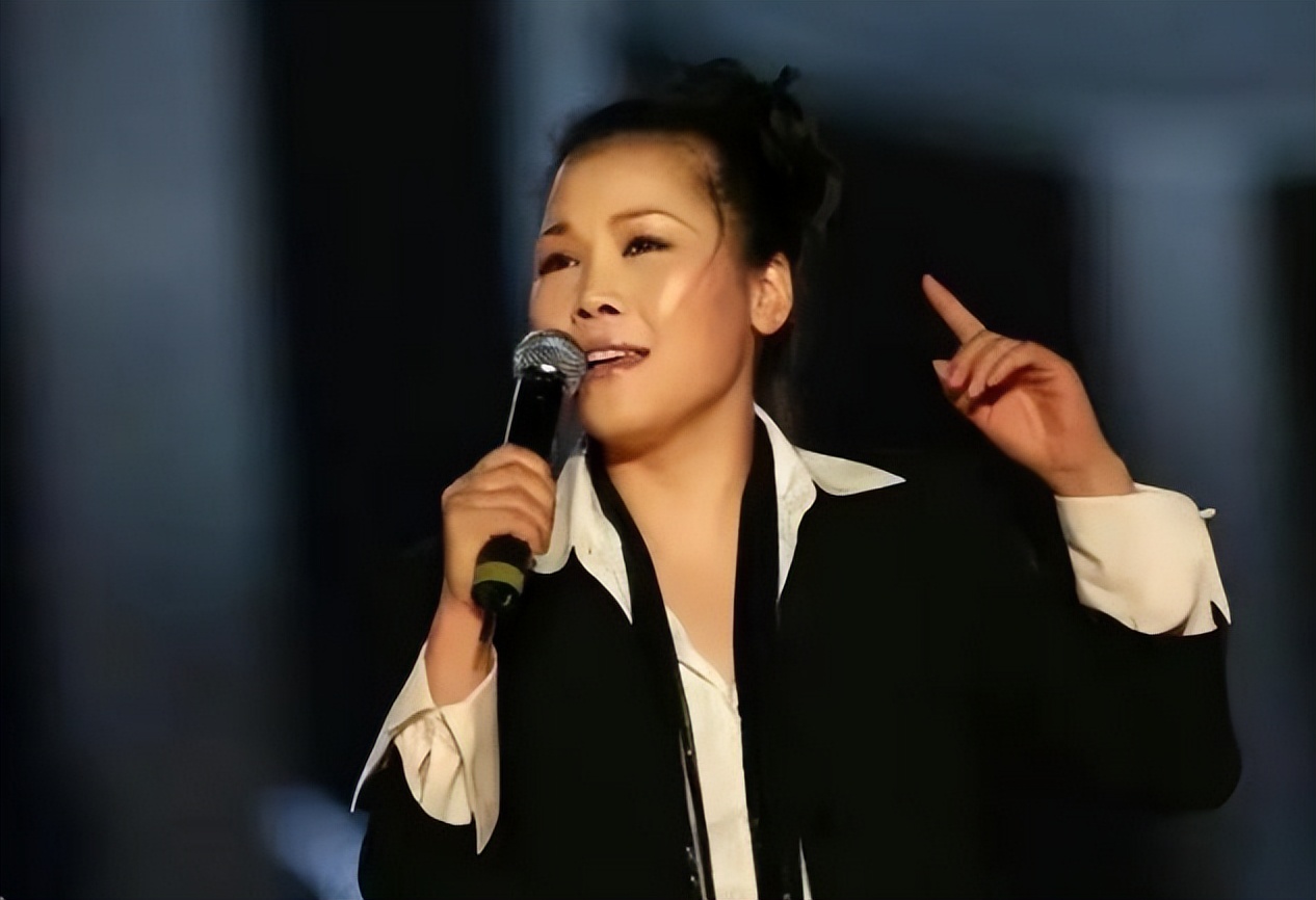 The reporter asked Tian Zhen: How do you evaluate Na Ying? Tian Zhen ...