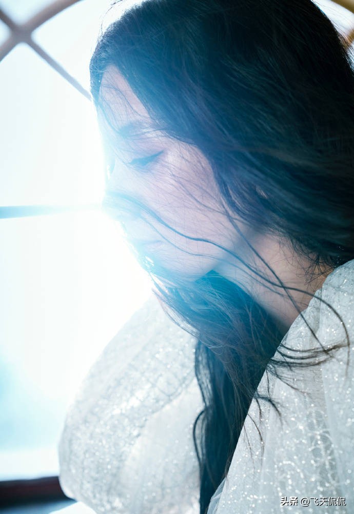 Fang Yuan's princess-style look is sweet and charming, with a white ...