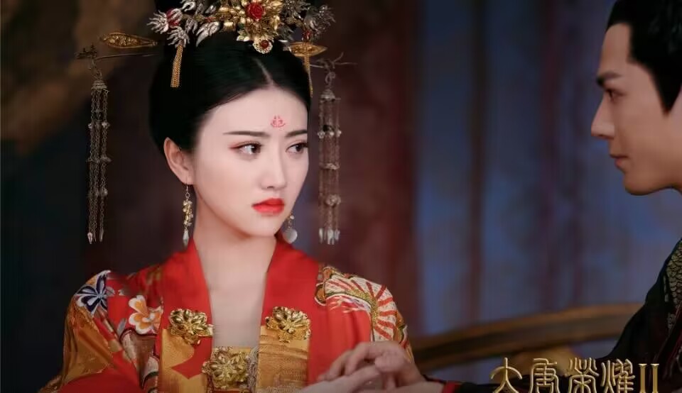 Ding Yuxi's conspiracy drama was launched, and it was exploded with Jing Tian and Cai Wenjing as ...