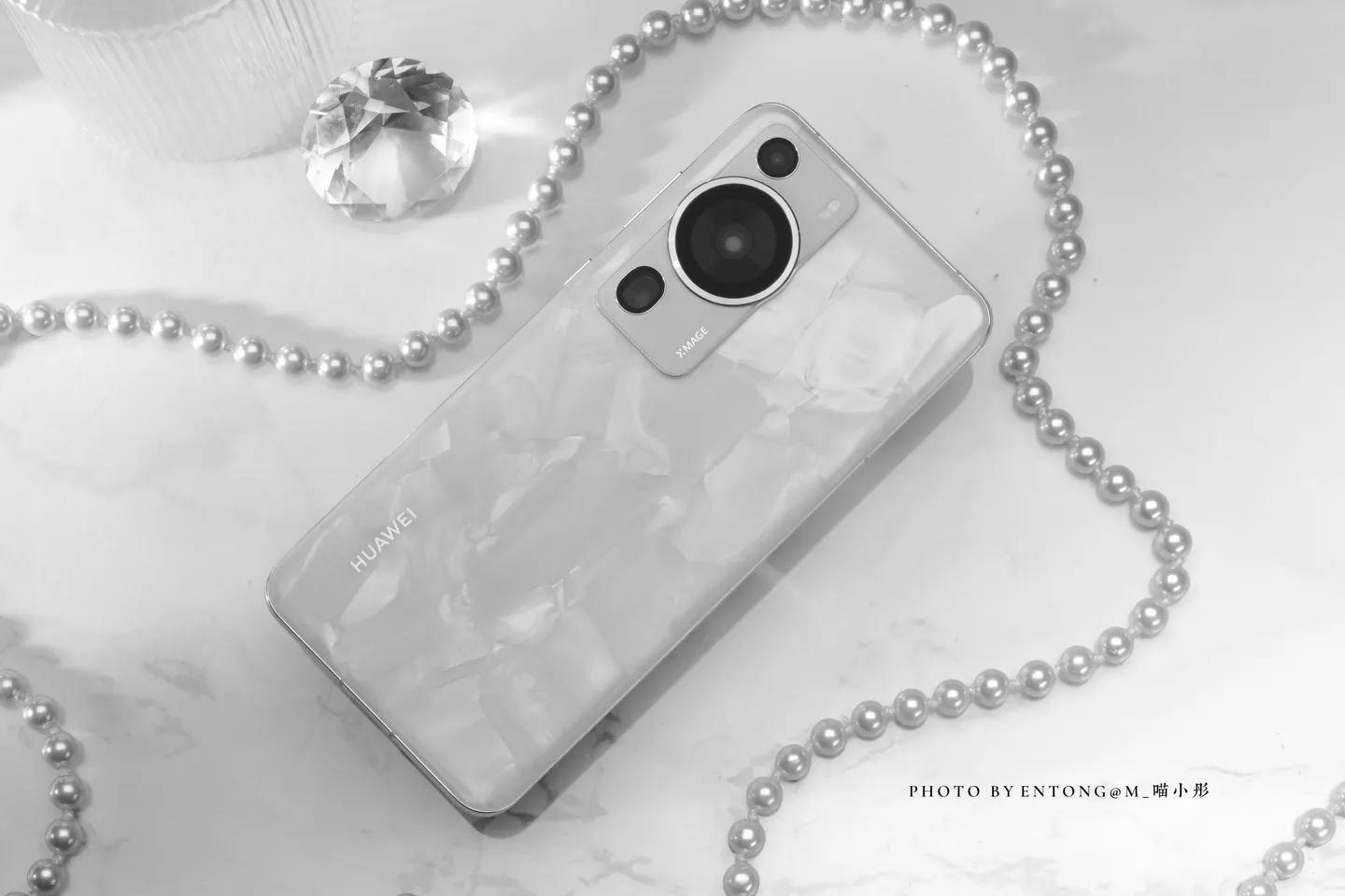Aesthetic Image Dual Flagship Huawei P60 Pro Rococo White Hands-on Real ...