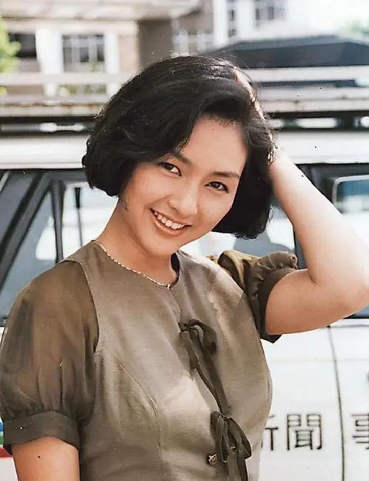 Hong Kong "Sexy Goddess" Sima Yan: Died of stomach cancer for 8 years, her husband and best ...