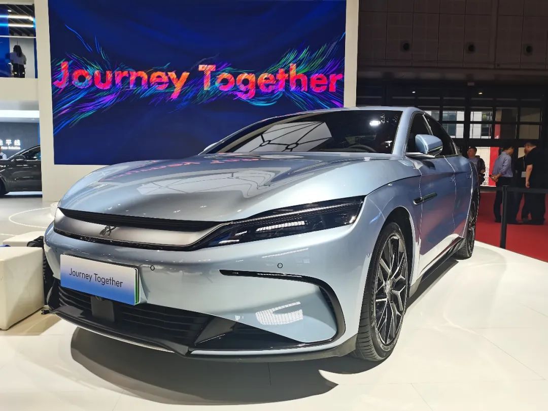 This year's Shanghai Auto Show, domestic chips "killed crazy" - iNEWS