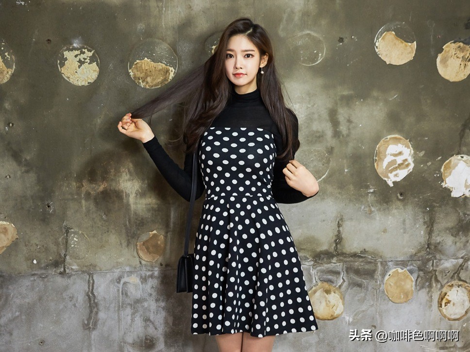 Park Jung Yoon "215" - iNEWS