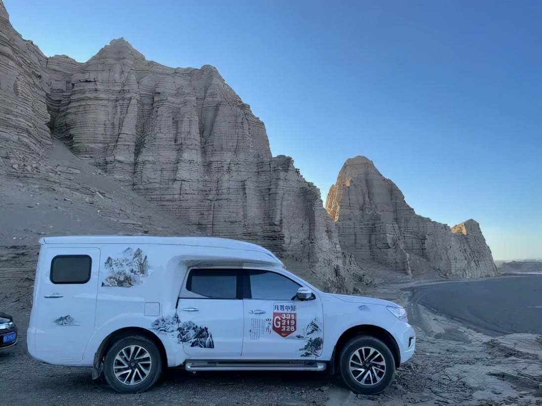 The versatile Xiakele SUC multi-purpose off-road RV that can go ...