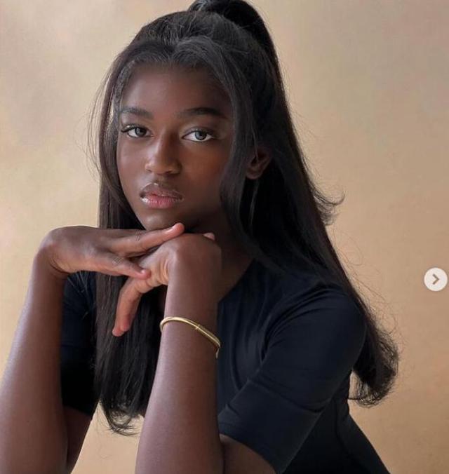 Wade's support, the 15-year-old son successfully changed his sex, entered the modeling circle ...