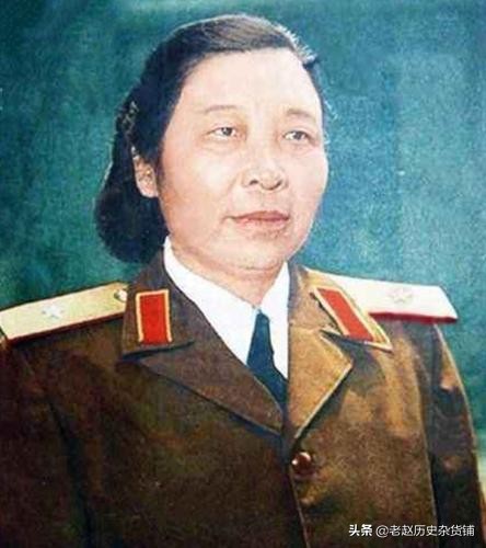Li Zhen, the first female general of the founding of New China - iNEWS