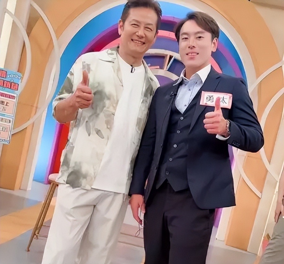 Severe coma! The 25-year-old actor's home caught fire late at night ...