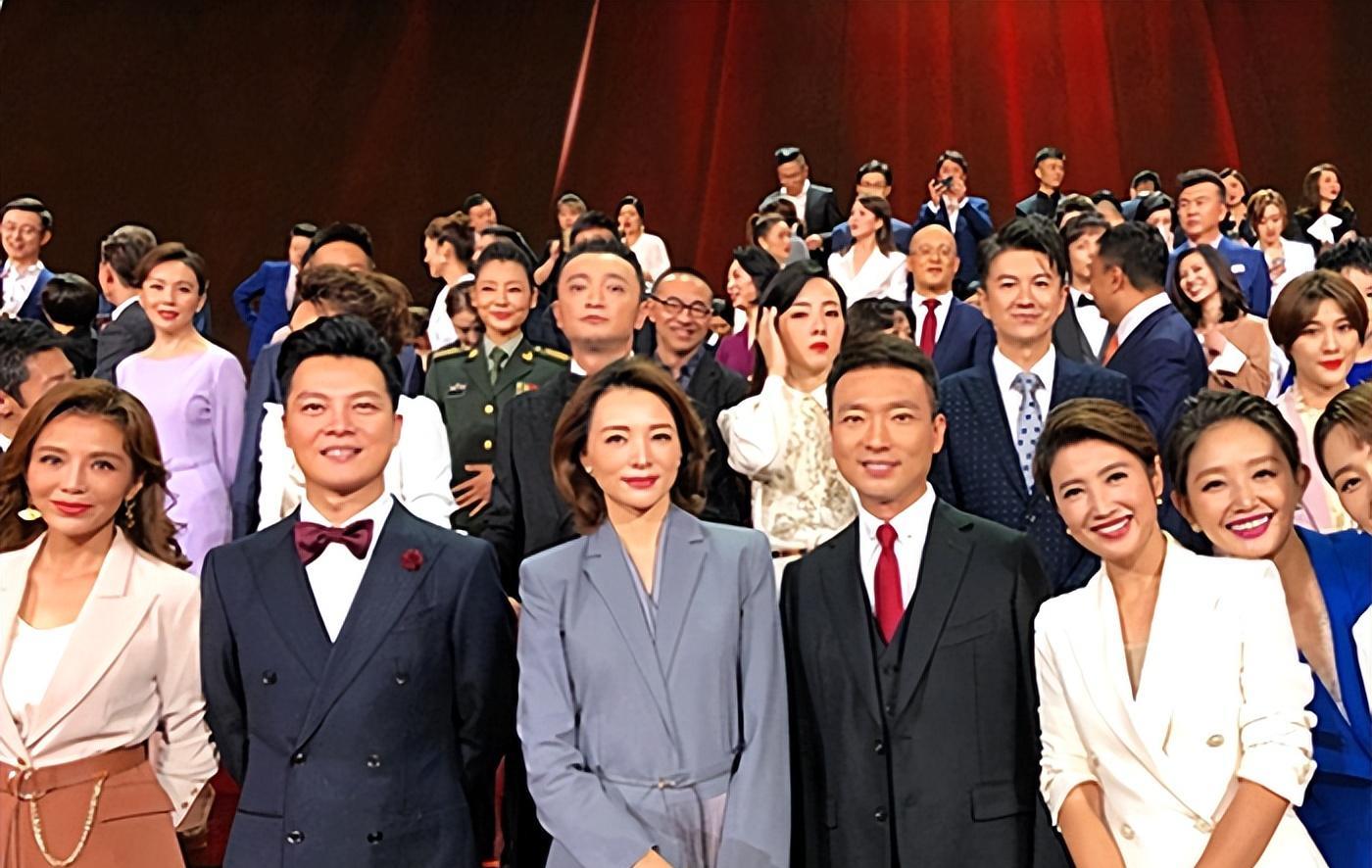 CCTV's top ten hosts are announced! Yang Fan and Lu Yu were defeated ...