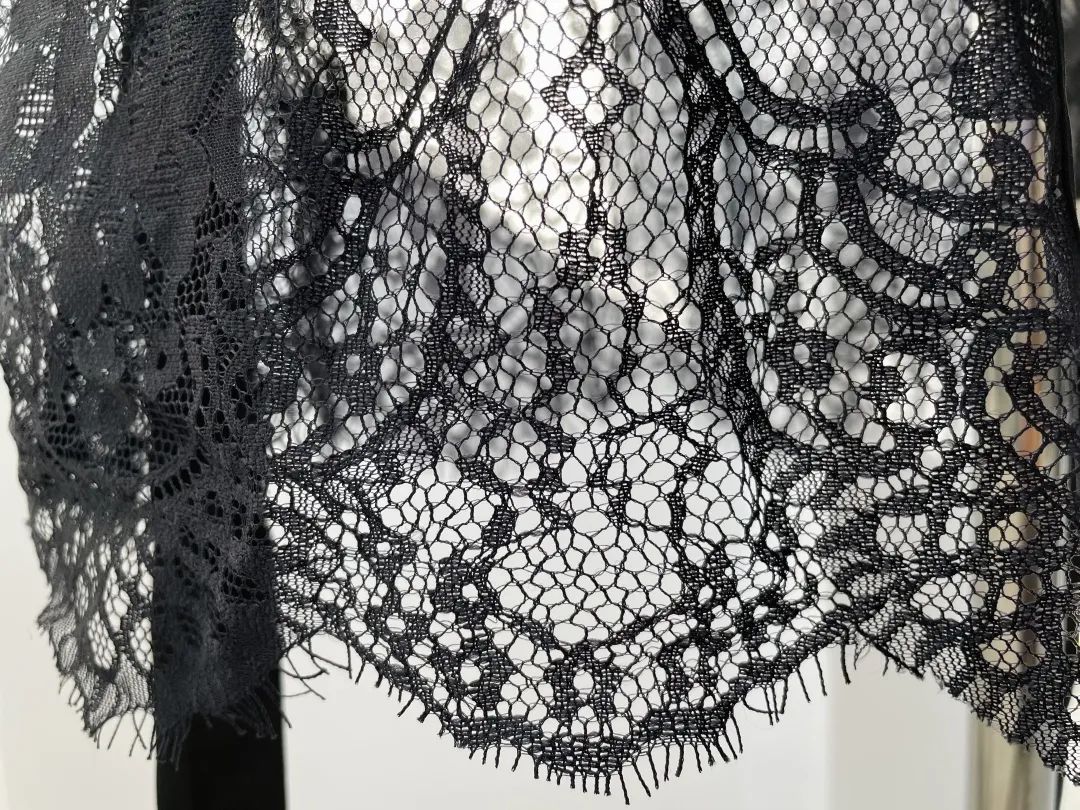 The elf fairy in the dark night finally unveiled the mysterious veil ...