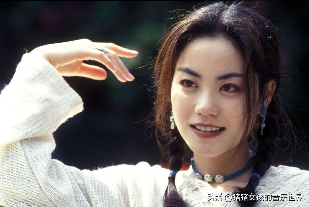 She ranks first in the list of top ten hall-level singers in the ...