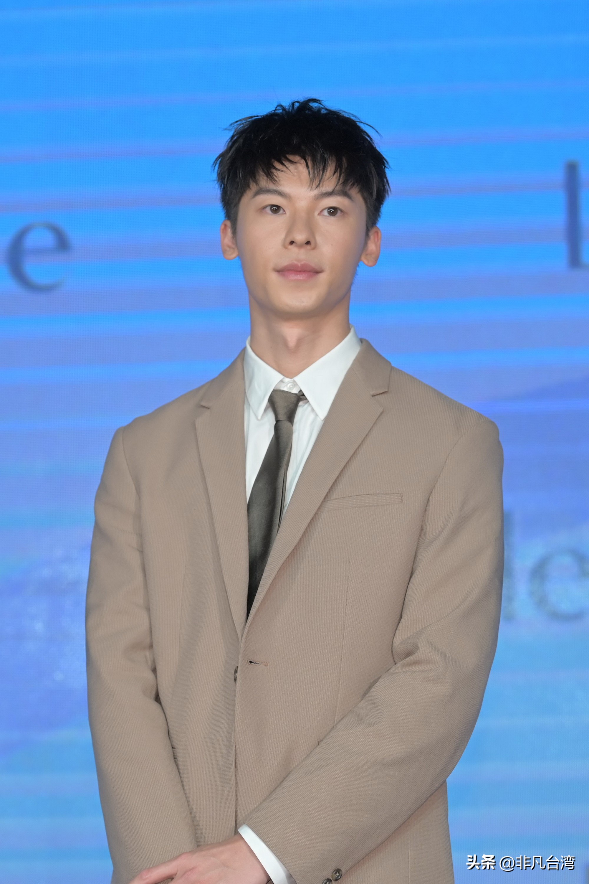 Lin Xinru and Xu Guanghan attended the endorsement event - iNEWS