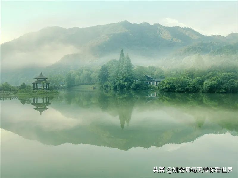 Only by boating can you reach the secret landscape of the Fuchun River ...