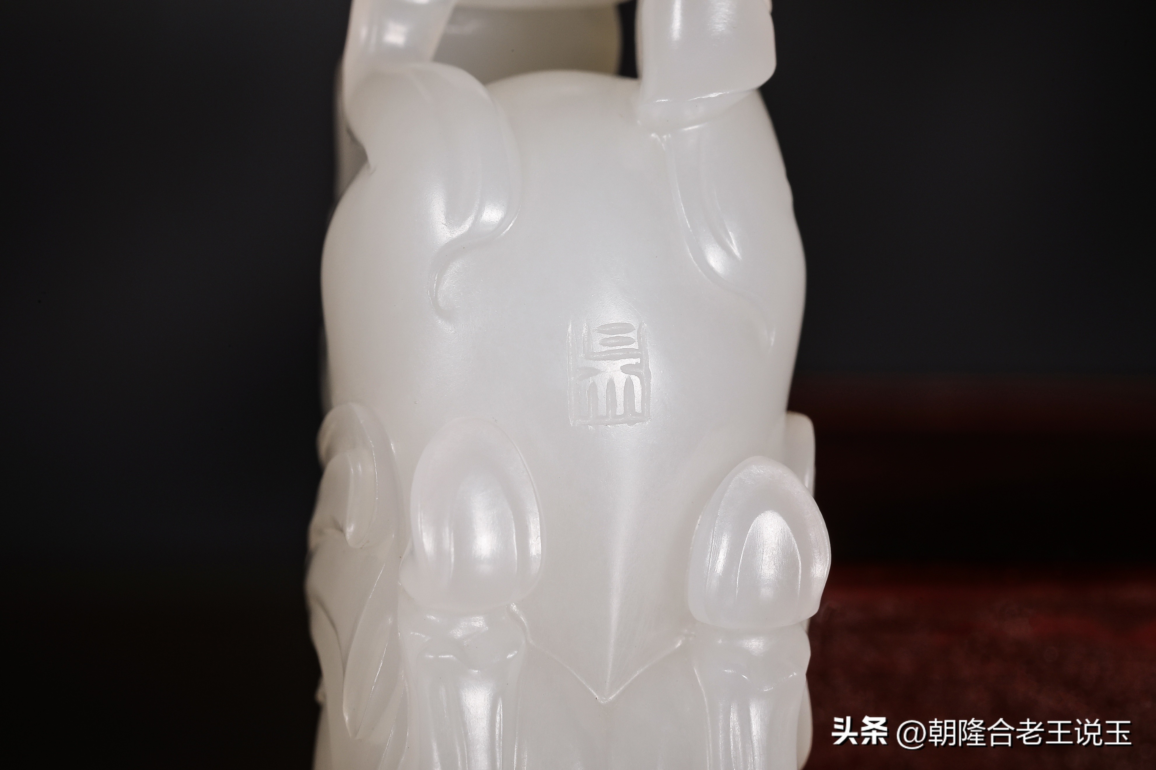 Xinjiang Hetian jade seed material zodiac horse to successful Tang ...