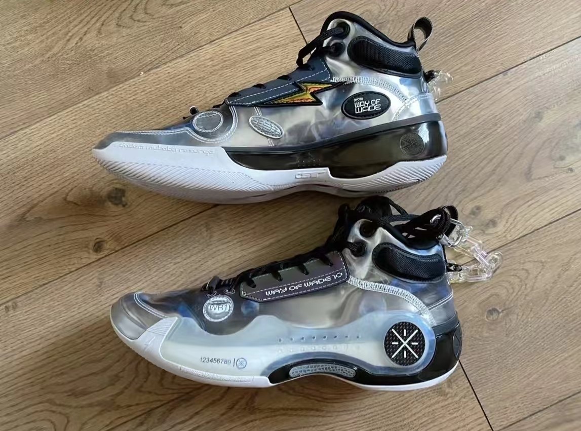 Li Ning's Way of Wade 10 "Liquid Silver" color details are exposed ...