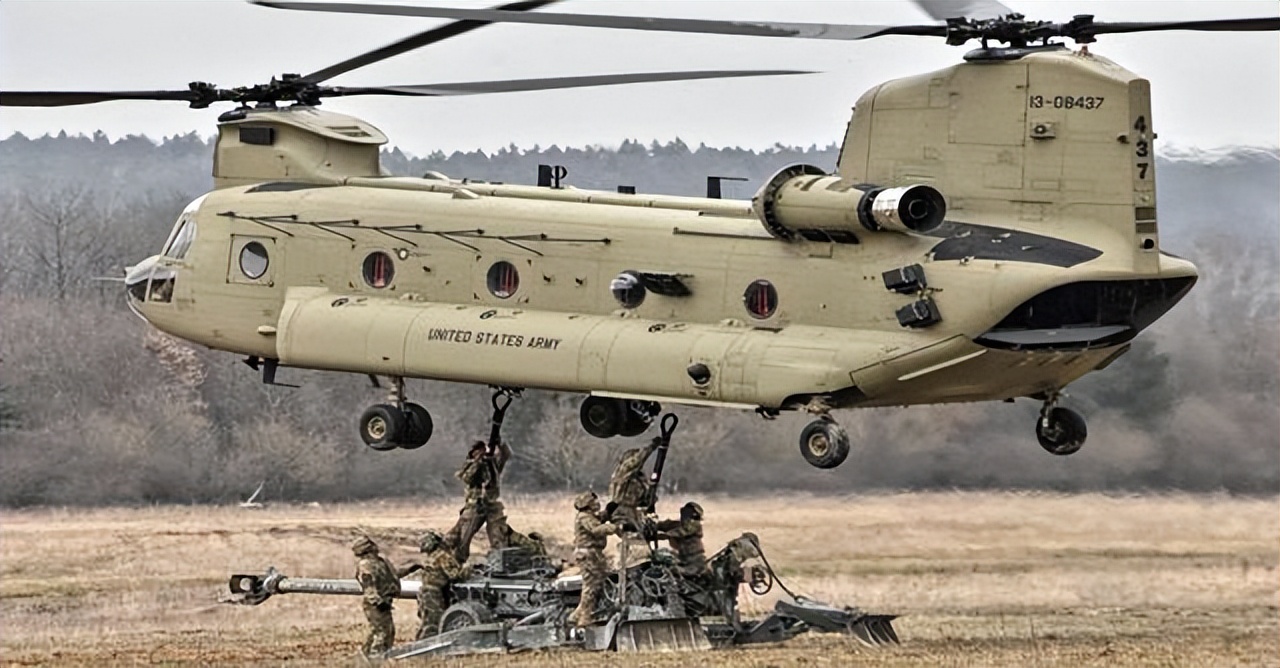 The famous Chinook transport aircraft has been parked in China for 49 ...