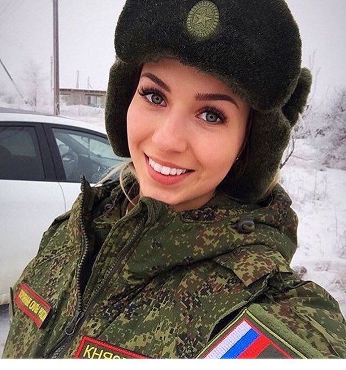 Beauty and Power: Charming Russian Female Soldiers - iMedia