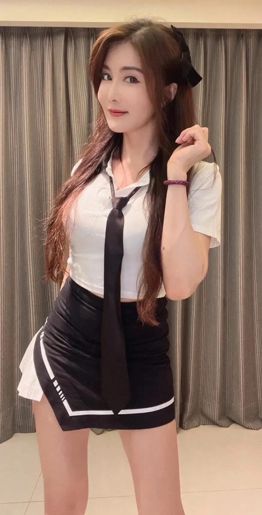 Yang Liqing, the goddess of immortality, is in her 50s and still likes watching your movies when ...