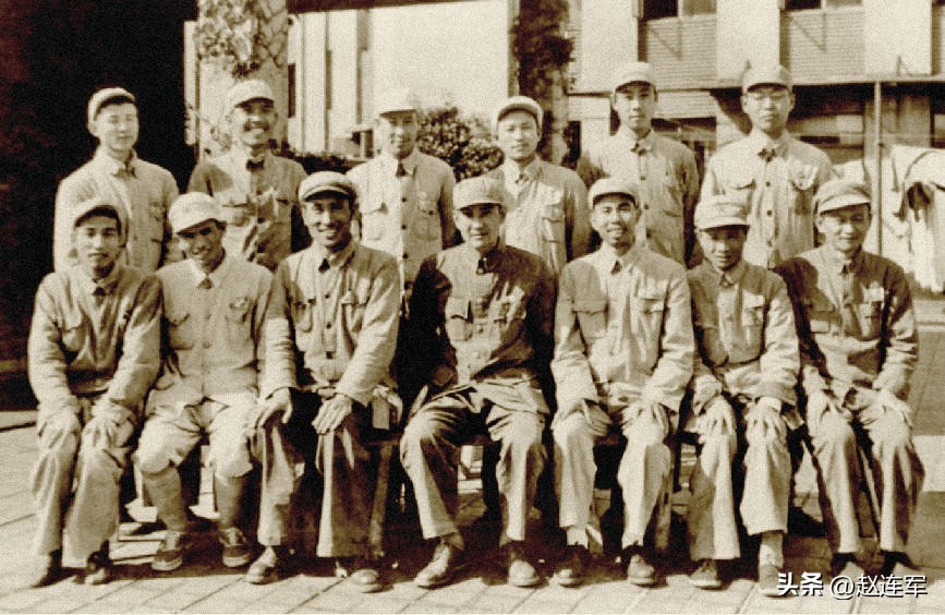 A general who came out of the New Fourth Army (137) - Major General Li ...