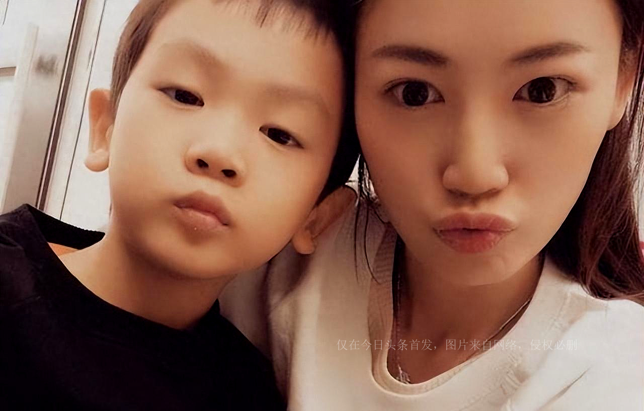 After 6 years, what contrast has happened in the lives of Ma Rong and ...